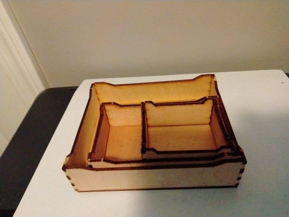 Combed Honey Boxes And Lids – Fuller Bee Supply